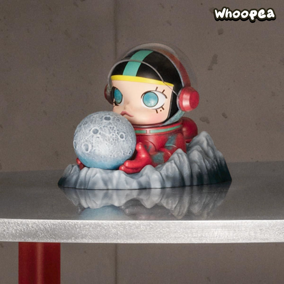 MEGA SPACE MOLLY Hello Moon Ambient Moon Lamp Figure – WHOOPEA
